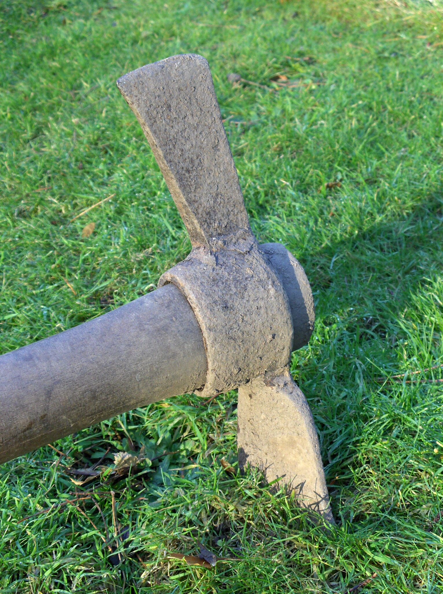 The Top 10 Most Useful Digging Tools For Your Garage - Garage Tool Expert